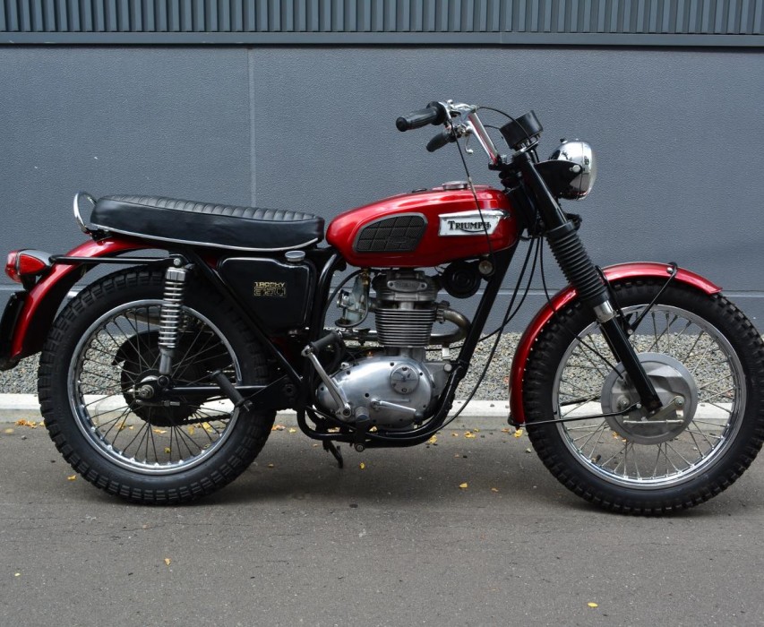 TRIUMPH TR25W｜札幌のバイクショップ BROWN Motorcycle Co.